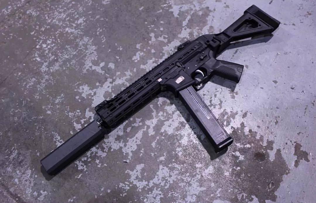 SMG冲锋枪 - 快懂百科